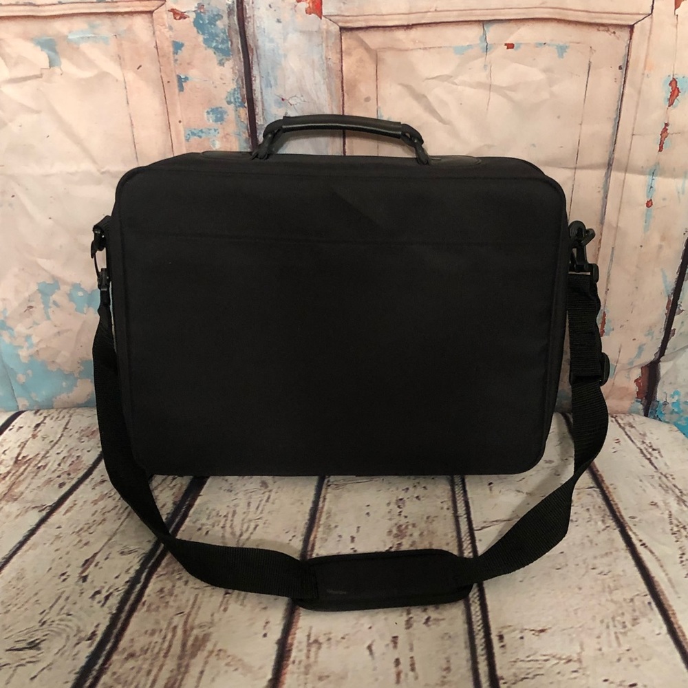 Targus Computer Laptop Ipad Tablet Messenger Bag Blac… - Gem